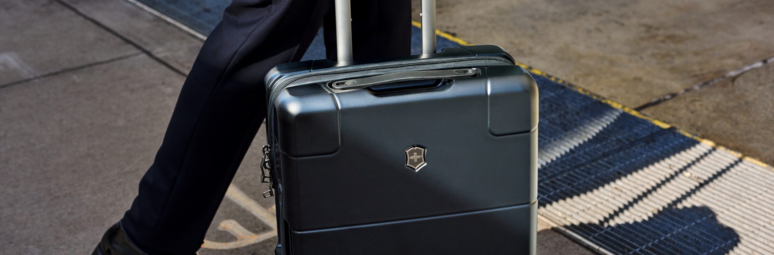 Dangerous goods | SWISS
