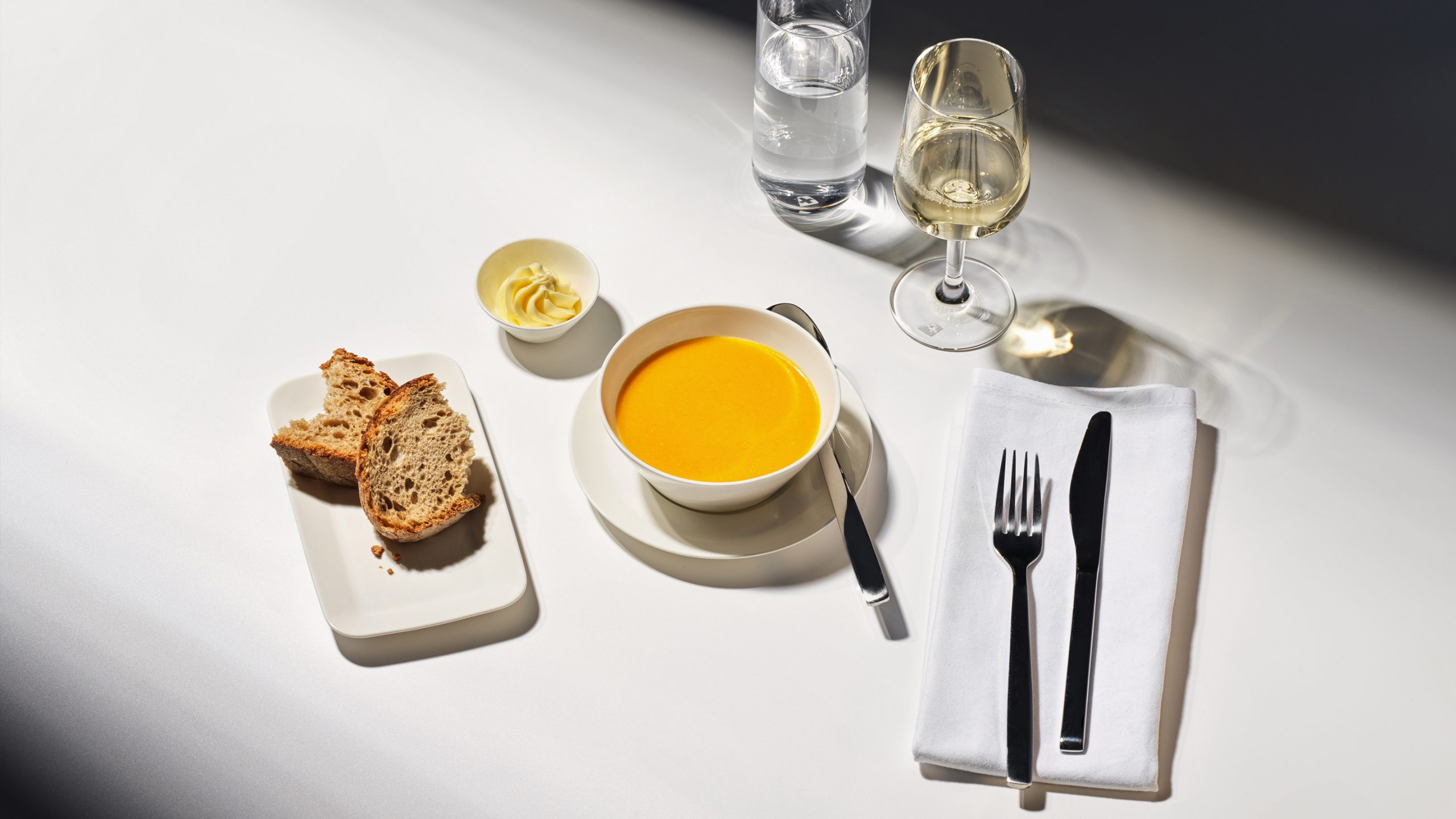 SWISS Business | SWISS